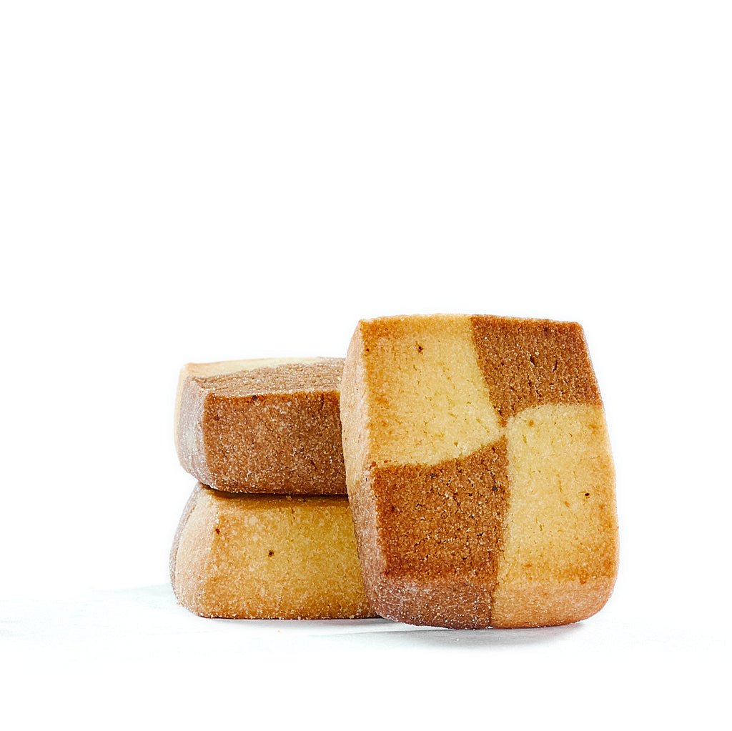 CHOCOLATE BOX BISCUIT – sartajsweets